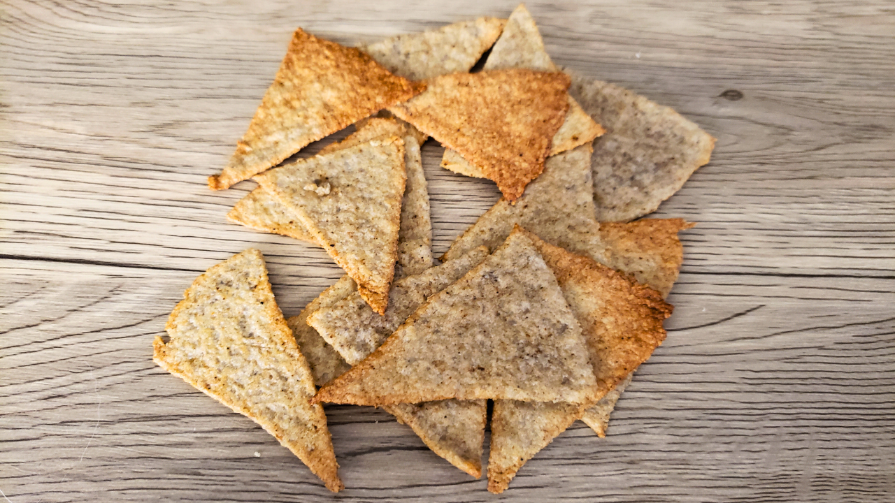 Easy Keto Sunflower Flour Chips - Janet's delicious low carb kitchen